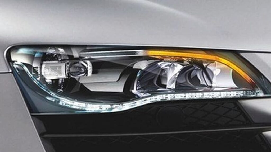 Laser and Adaptive Headlight Tech Explained | OFH - 金宝搏官网